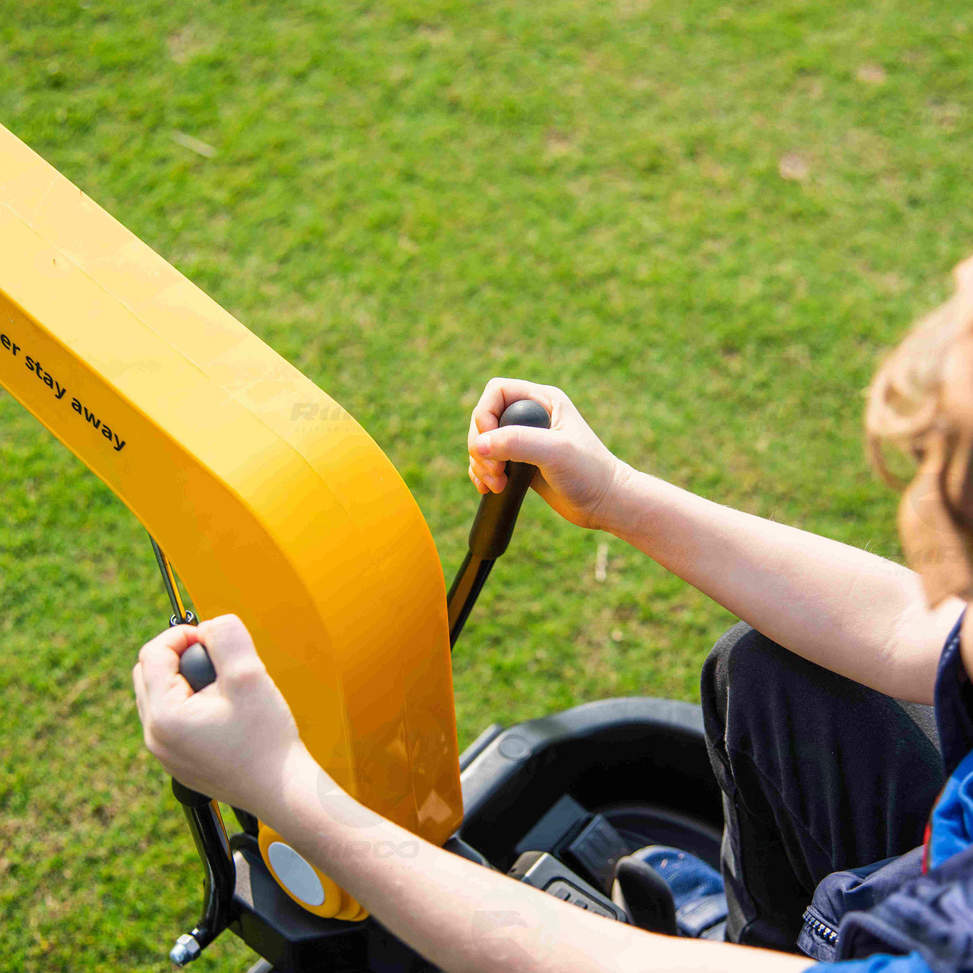 Kids RiiRoo Digger Excavator | 24V Ride-On Toy for Ages 3-6